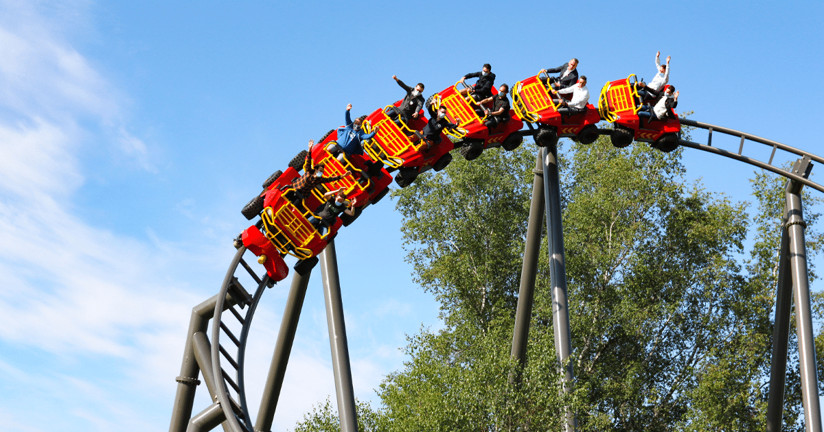 Top 10 des meilleures attractions & animations de Vulcania - Parcs Actus